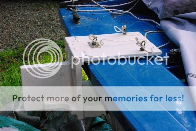 I'm looking for a small outboard motor mount apropriat for a wayfarer ...